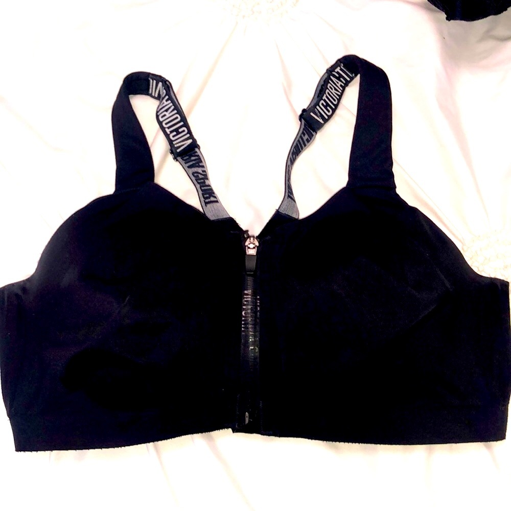 !! Rare!!! Victoria Secret Knockout Sports Bra Logo S… - Gem